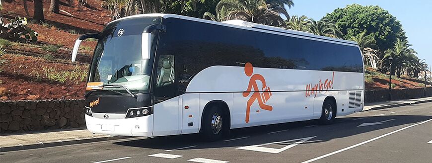 How to Get Around Lanzarote🚍 Public Transport & options